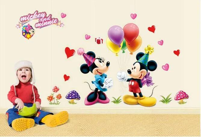 Živá Zeď Samolepka na zeď Mickey Mouse a Minnie Velikost: 75 x 120 cm