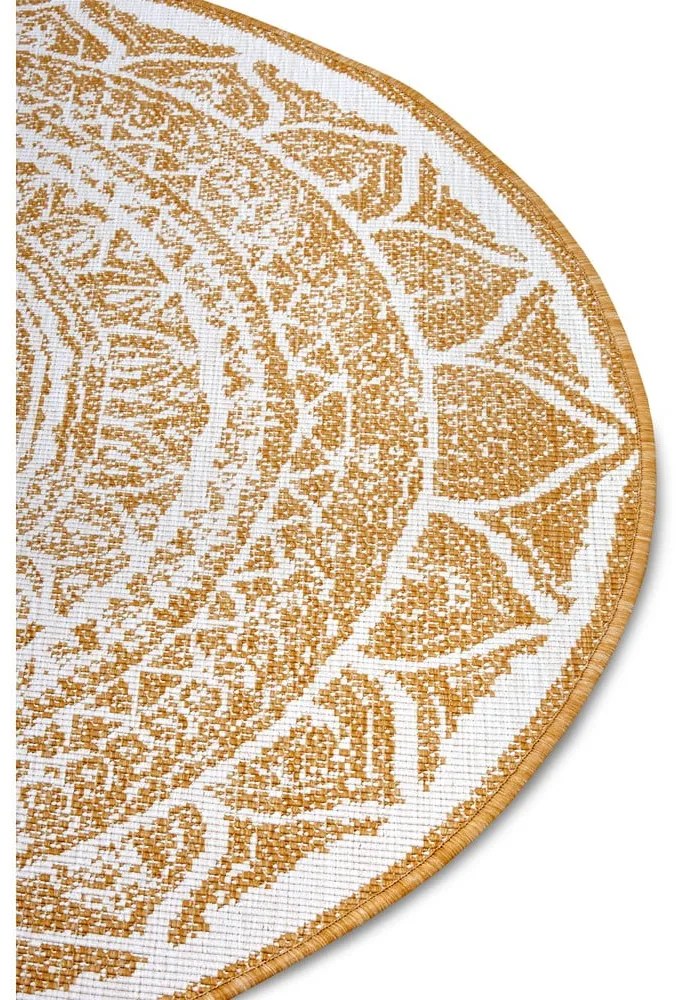 Okrově žluto-bílý kulatý venkovní koberec ø 200 cm Siruma – NORTHRUGS