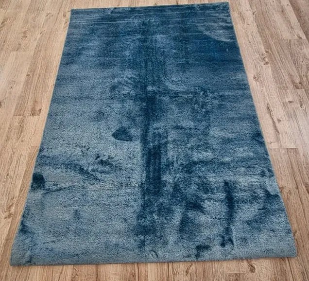 HU Modrý koberec Plush Deluxe Modra Rozměr: 60x100 cm
