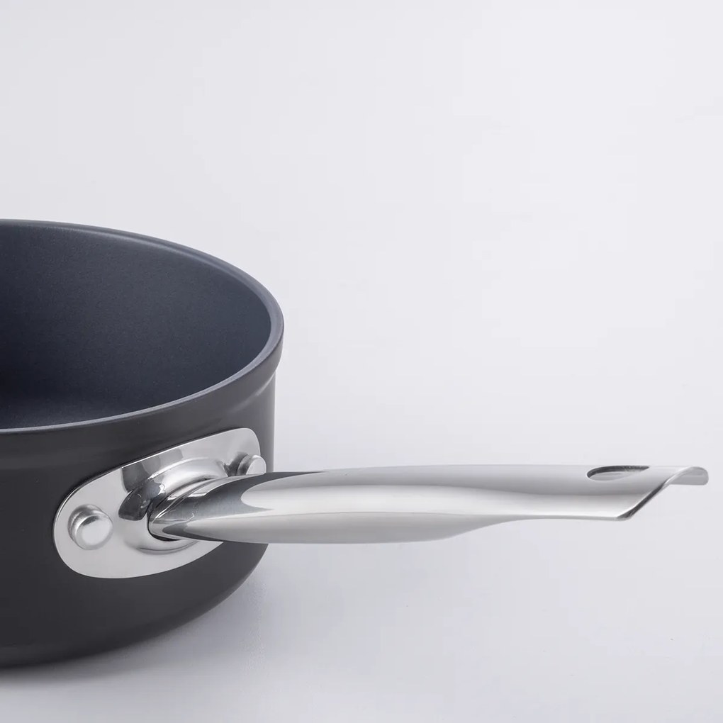 Pánev s titanovým povrchem Ø 16 cm - Saturn Terra Lunasol - 601303