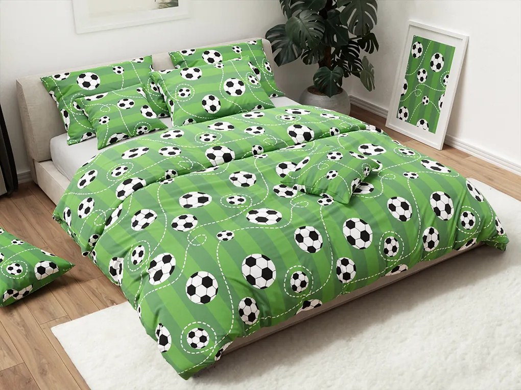 Bavlněné povlečení FOOTBALL zelené Rozměr povlečení: 70 x 90 cm | 140 x 200 cm