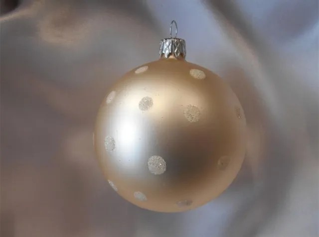 Střední vánoční koule s puntíky 6 ks - champagne matná