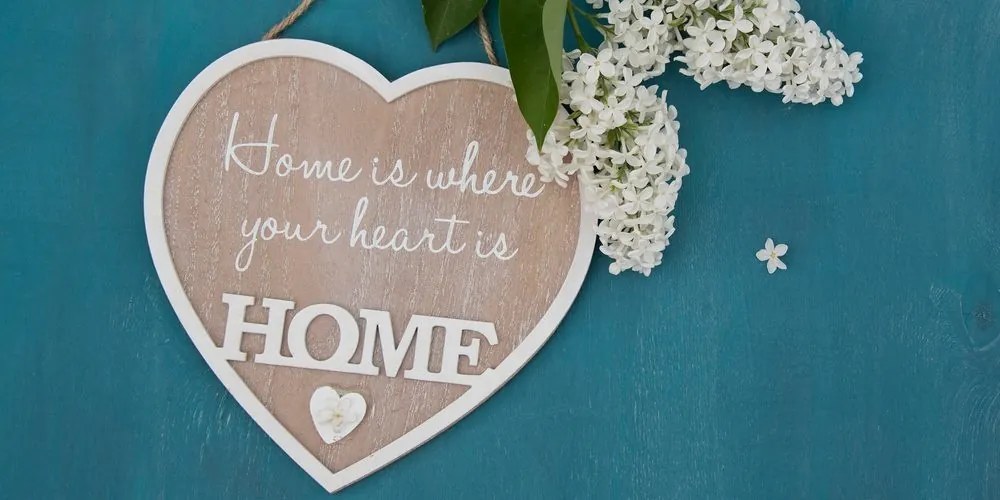 Obraz srdce s citací - Home is where your heart is - 100x50 cm