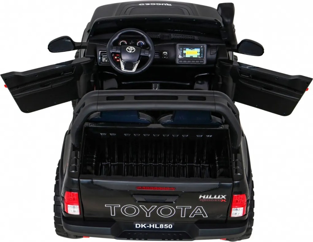 Ramiz Pickup Toyota Hilux černý