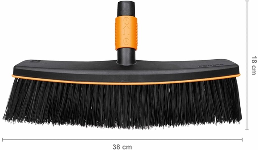 Fiskars Set QuikFit Hrábě na listí + koště na terasy + násada L 1016608