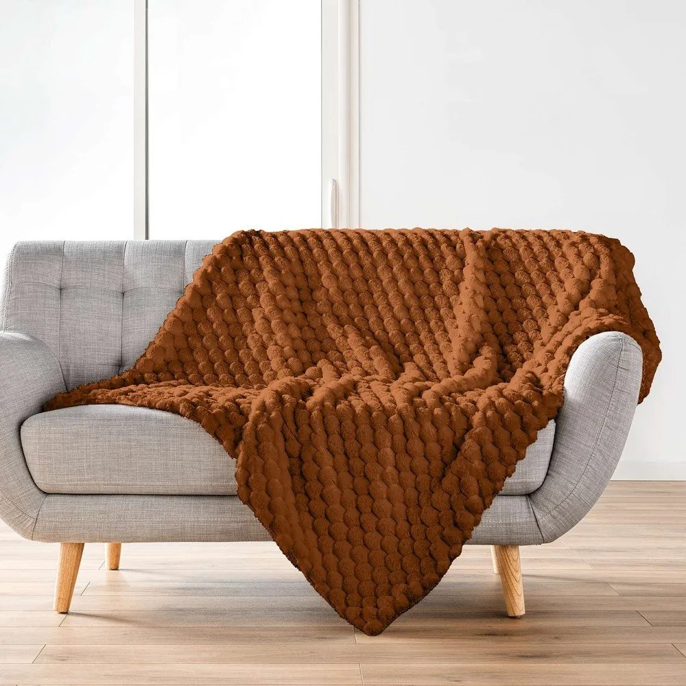 Světle hnědá deka z mikroplyše 220x240 cm Frosty – douceur d'intérieur