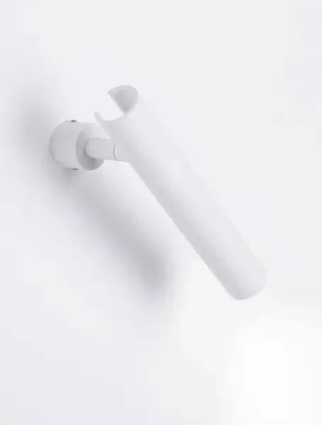 Minimalistické nastěnné svítidlo Arlo Bílá