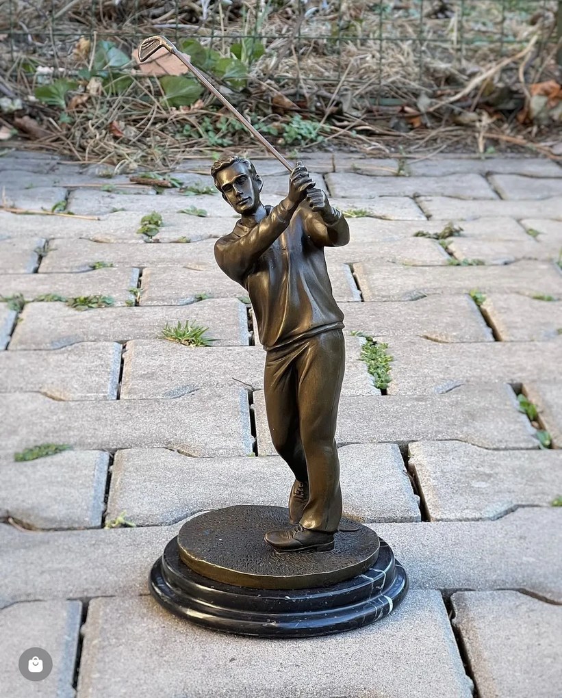 Bronzová socha soška - Golfista 2