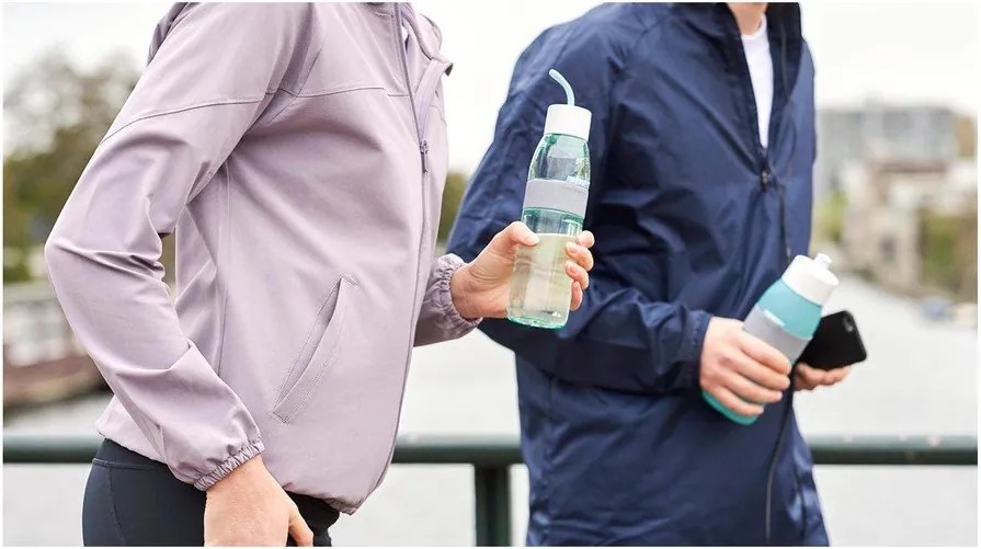 Světle červená plastová lahev 500 ml Ellipse – Mepal
