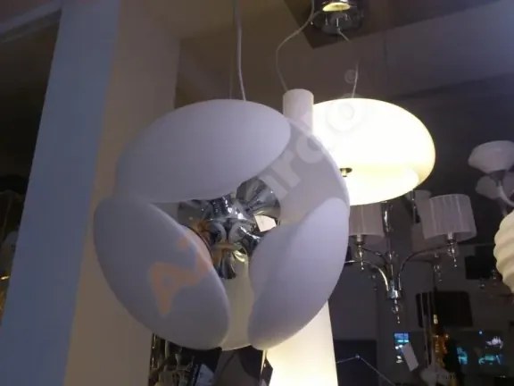 Kovový lustr Pills