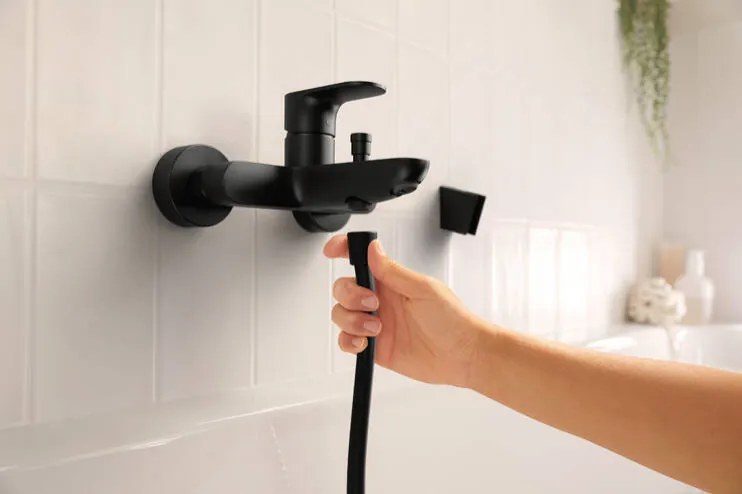 Hansgrohe Rebris S, páková vanová baterie na zeď se 2 průtoky, černá matná, 72443670