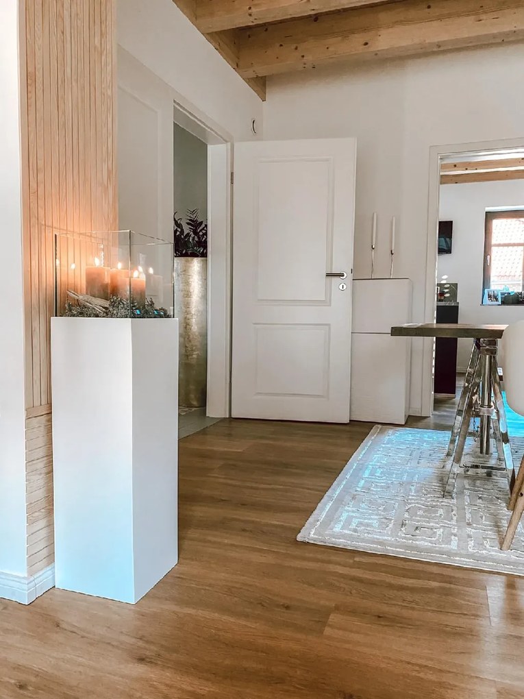 Dekorační svícen/sloup CANDELA, hliníkový kompozit, výška 100 cm, bílá