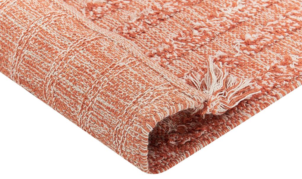 Bavlněný koberec 140 x 200 cm oranžový MUGLA Beliani