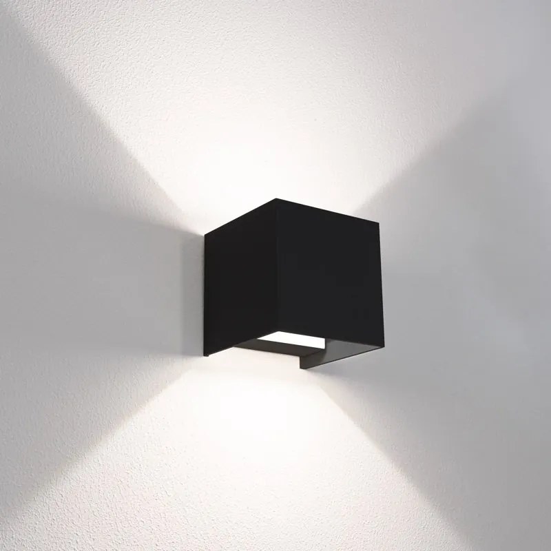 CEN UDSNE-1010 Venkovní svítidlo APPLIQUE LED UPDOWN QUADRATO NERO 10W 2700-4000-6500K 800lm IP65 - CENTURY