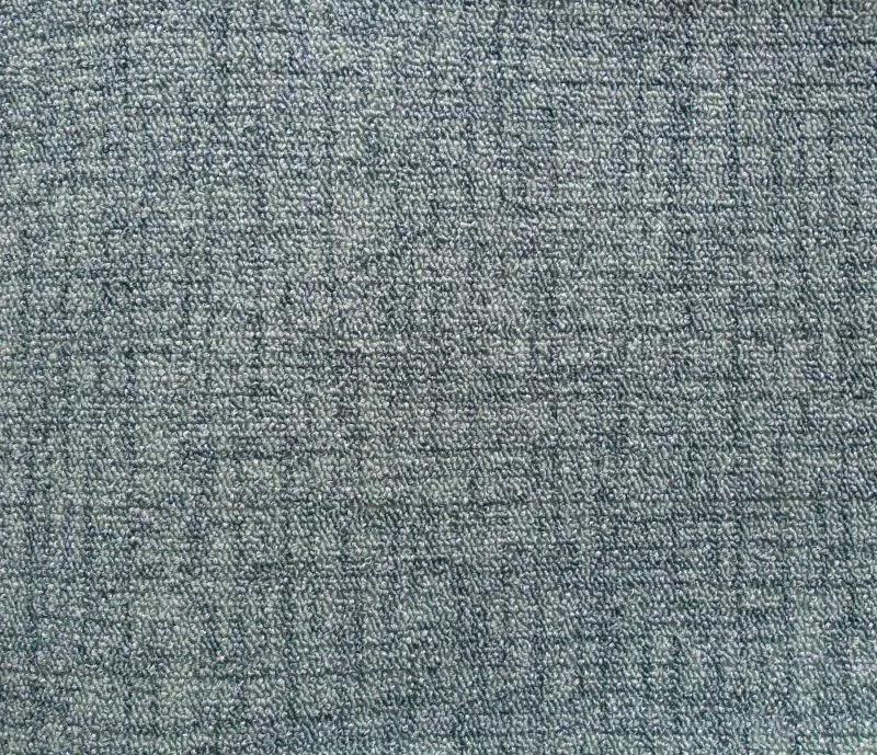 Metrážový koberec Osaka 25 š.4m