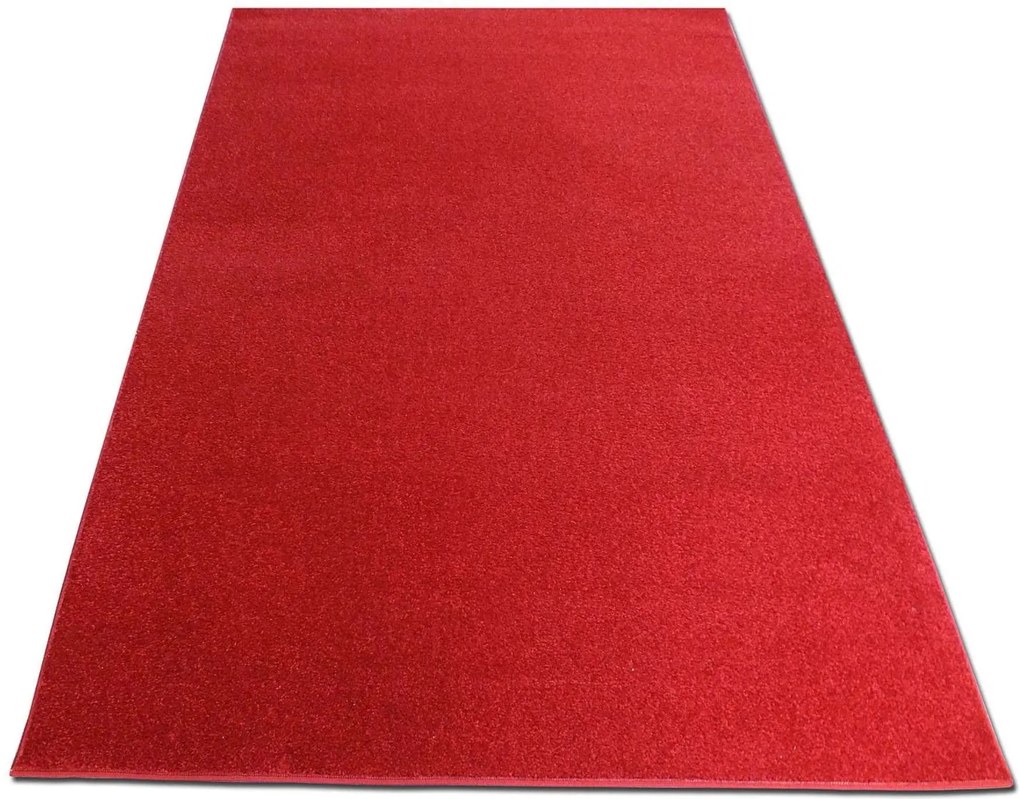 MAXMAX Kusový koberec PORTOFINO - červený