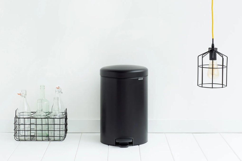 Brabantia Pedálový koš NewIcon 20L matná černá