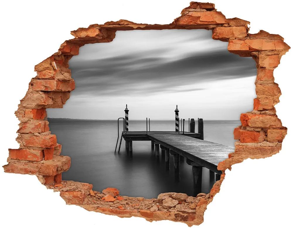 Wallmuralia Díra 3D ve zdi nálepka Molo nad jezerem 90x70 cm