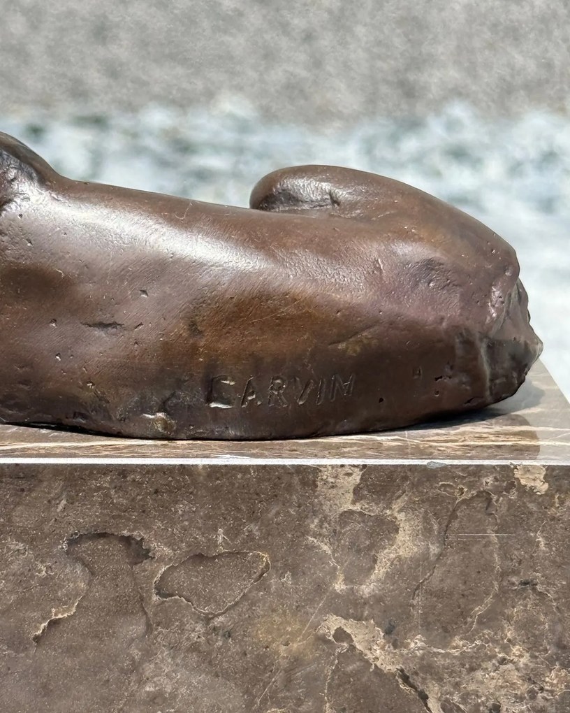 Bronzová socha figurka - Jelen