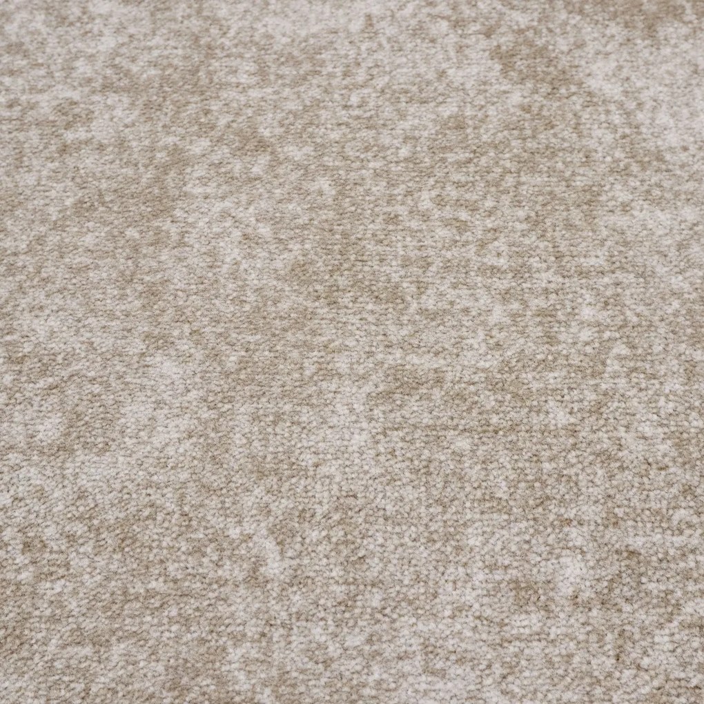 Spoltex, Metrážový koberec Milano 34 béžový, na míru, šíře 5m, béžová, filc, dětský pokoj