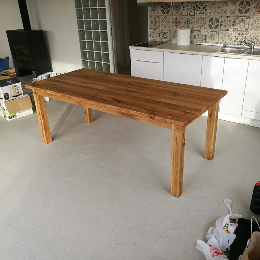 KULHÁNEK Masivní jídelní stůl z dubového dřeva Velikost desky: 230x90 cm