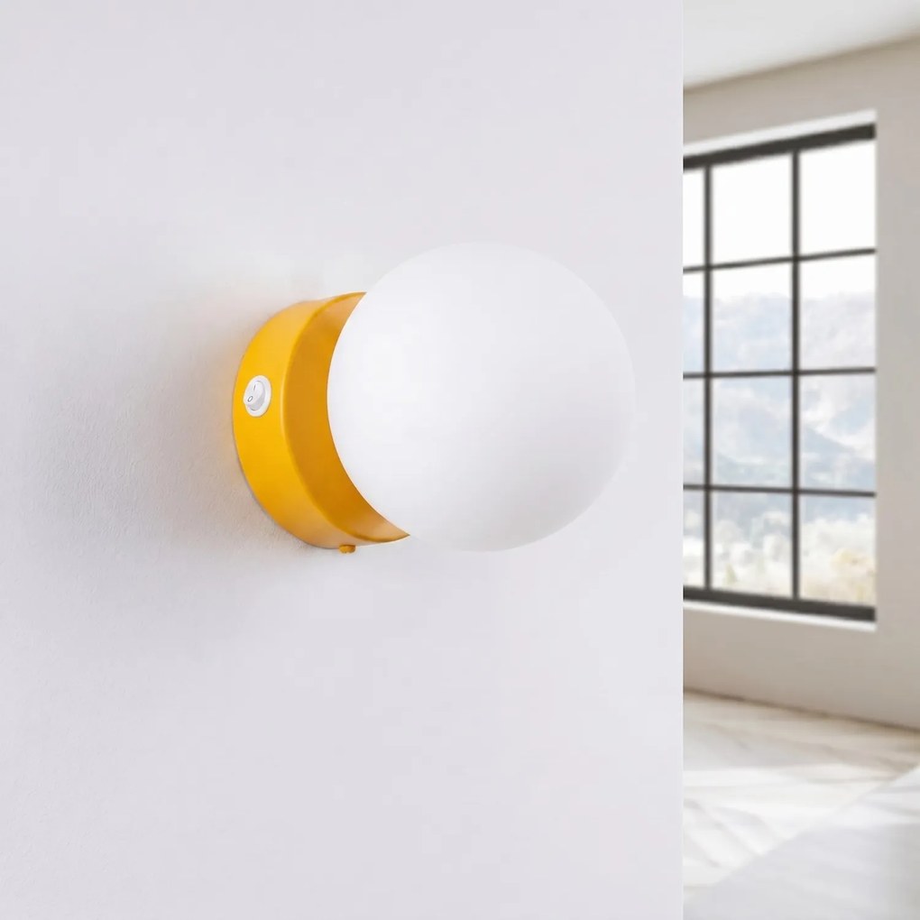 Sollux Lighting Nástěnné svítidlo YOLI 1 žluté s vypínačem