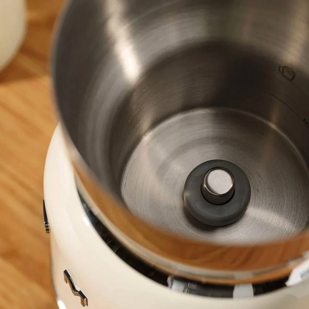 Béžový elektrický šlehač mléka 50's Retro Style – SMEG
