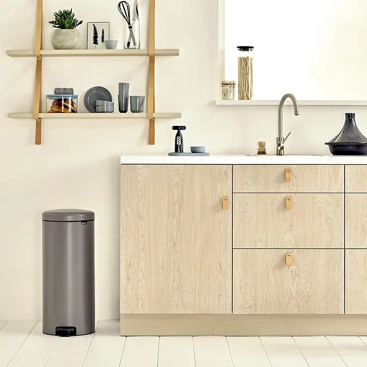 Brabantia Pedálový koš NewIcon 30L platinová