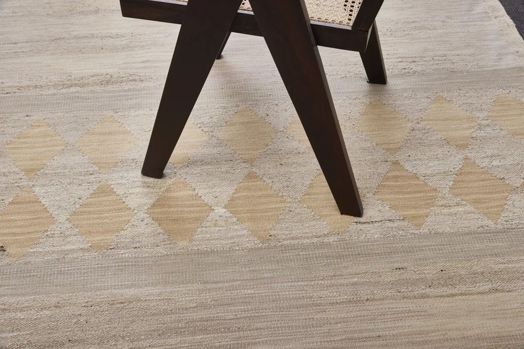 Diamond Carpets India, Ručně vázaný kusový koberec Angelo DESP P116 Pastel Brown Mix, 120x170, béžová, chodba / předsíň