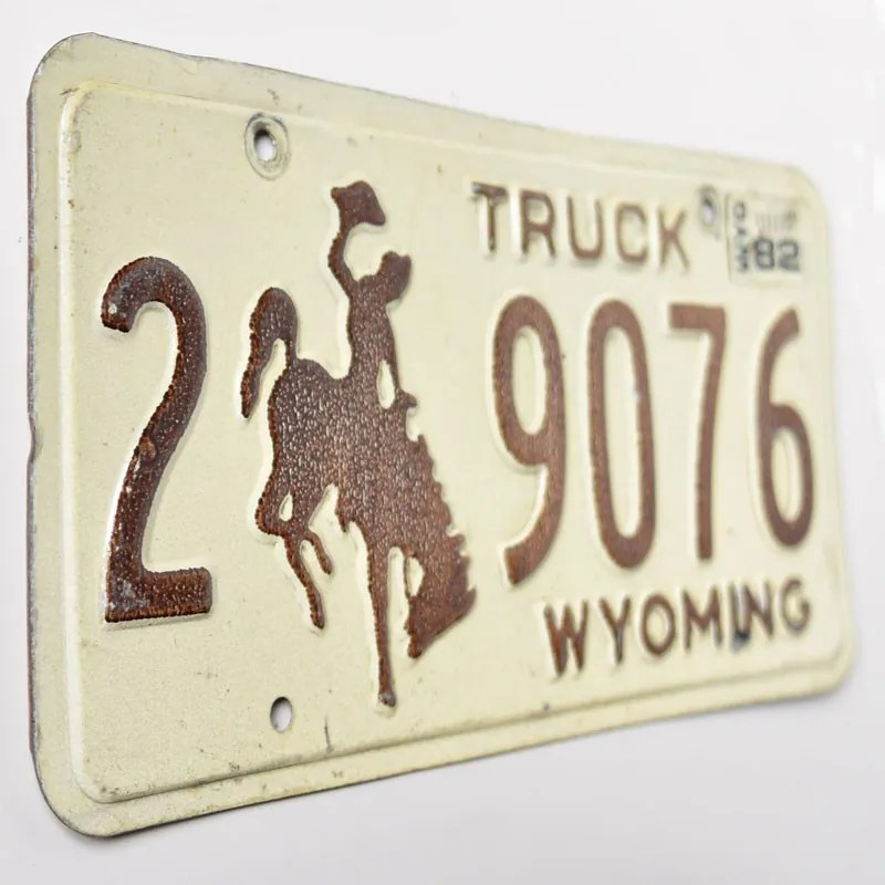 Americká SPZ Wyoming Truck Brown 2-9076