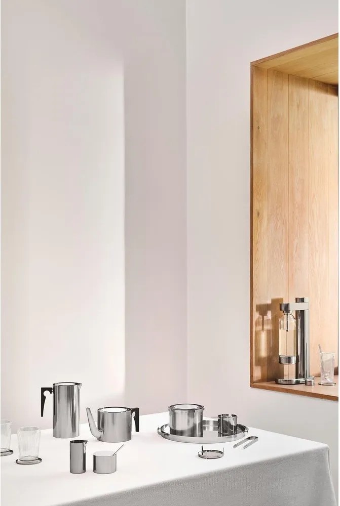 Džbán z nerezové oceli Arne Jacobsen – Stelton