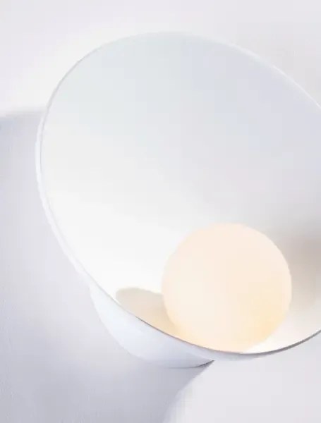 Designové nástěnné svítidlo Minim bílá