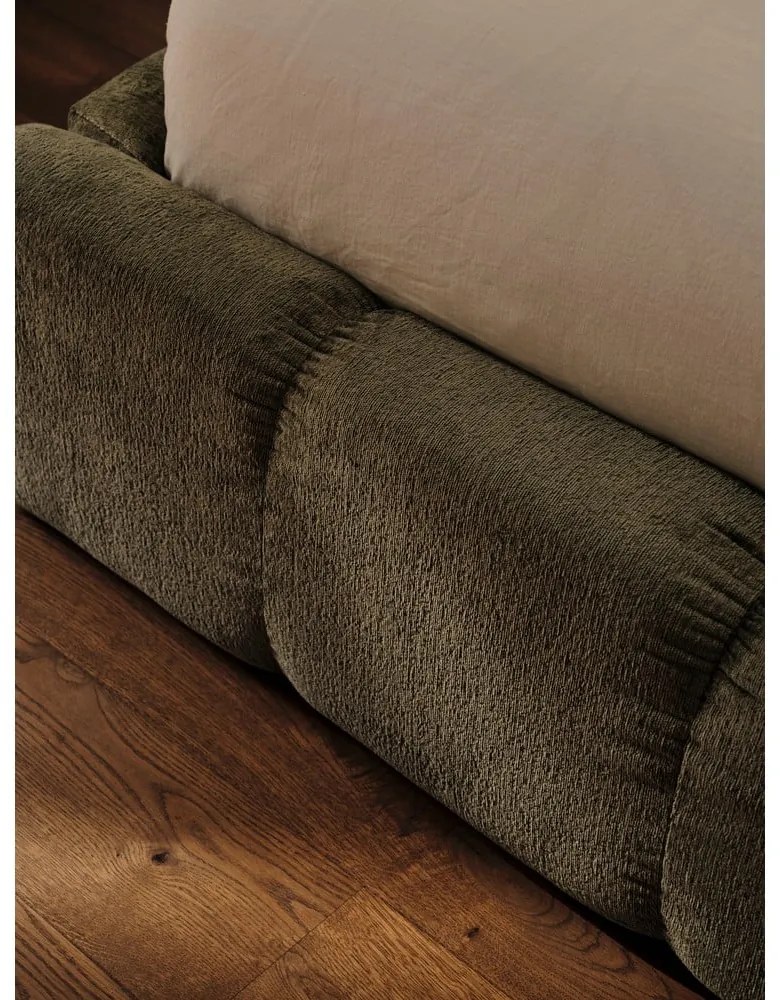 Zelená čalouněná dvoulůžková postel s úložným prostorem a roštem 200x200 cm Lupine – Micadoni Home