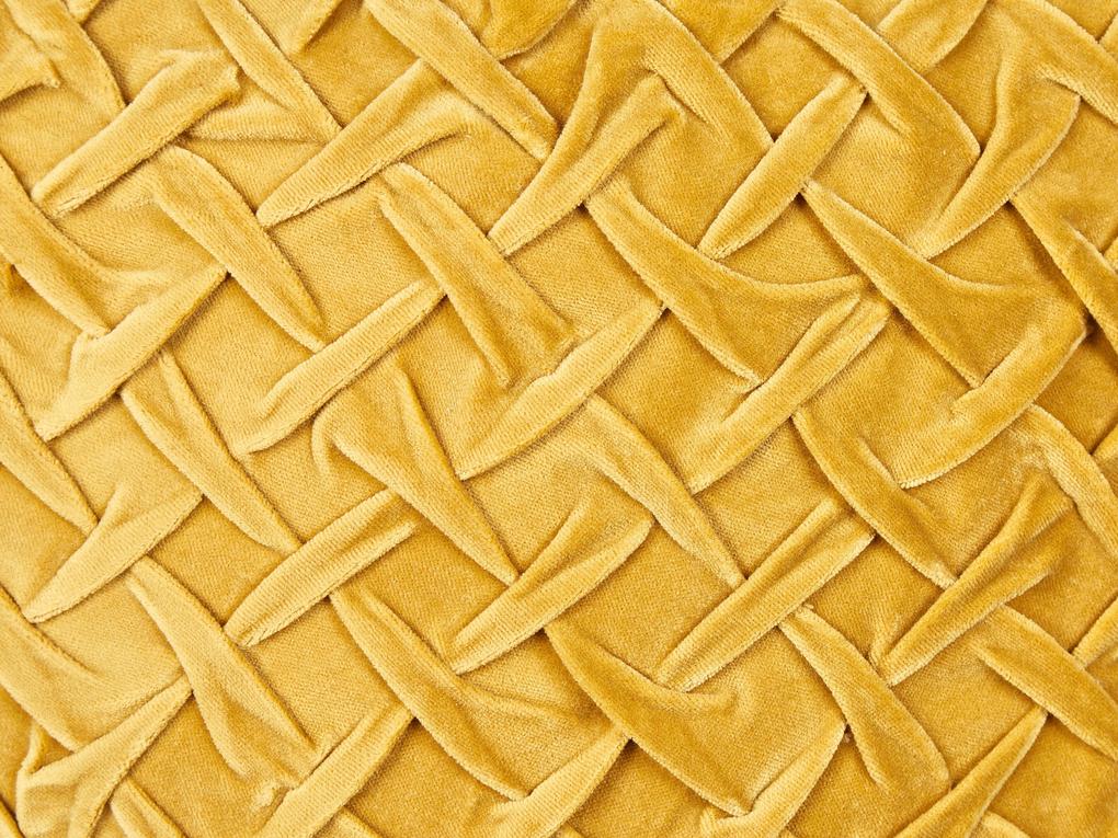 Sametový skládaný polštář 30 x 50 cm žlutý CHOISYA Beliani