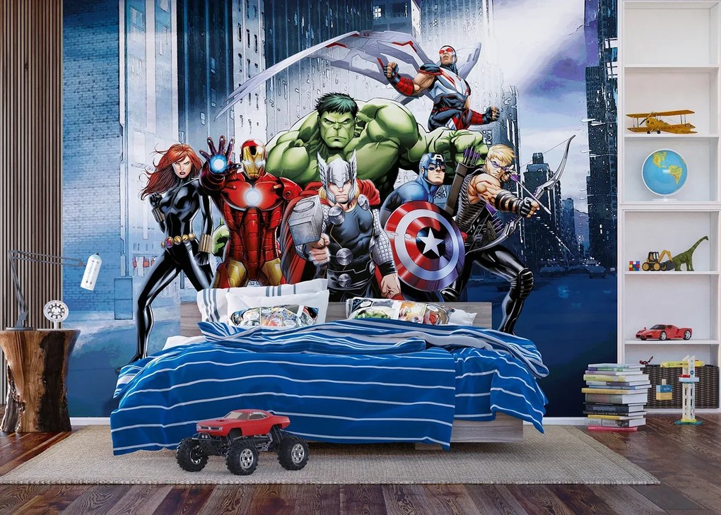 Dětská vliesová fototapeta na zed' Marvel Avengers ve Městě, Disney | 360 x 270 cm | DFTDNXXL 5079