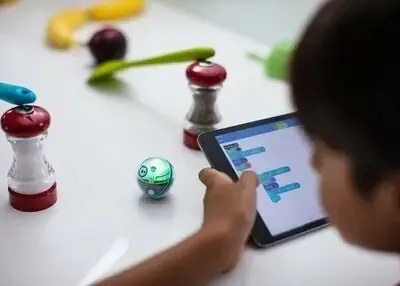 Sphero EDU Mini Activity 16 Pack / Sada robotických míčků