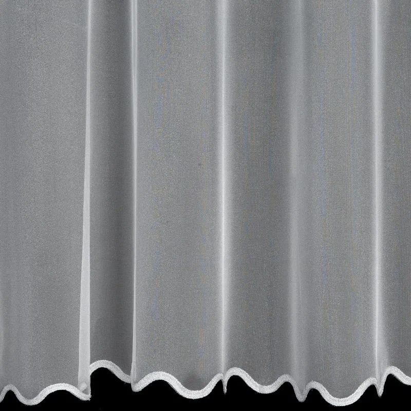 Bílá záclona na kroužcích LIZ1 s vlnkou 300x145 cm