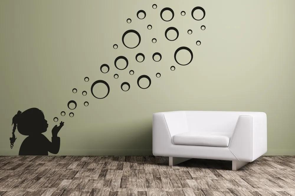 WALLVINIL Samolepky na zeď - Holčička fouká bubliny Barva: Bílá, Velikost: Velká sada 61 kusů, Pravá / Levá: Pravá (dekorace směřuje/dívá se doprava)