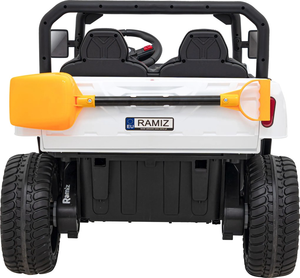 Ramiz Dětské auto Pick-Up Speed 900 bílé + pohon 4x4 + pohyblivá korba + zavazadlový prostor + dálkové ovládání + lopatka + LED a zvuky