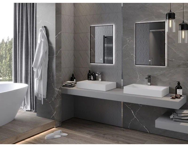 Mexen Erma, LED koupelnové zrcadlo s podsvícením a černým rámem 50x70 cm, 6000K, ochrana proti zamlžování, 9814-050-070-611-70