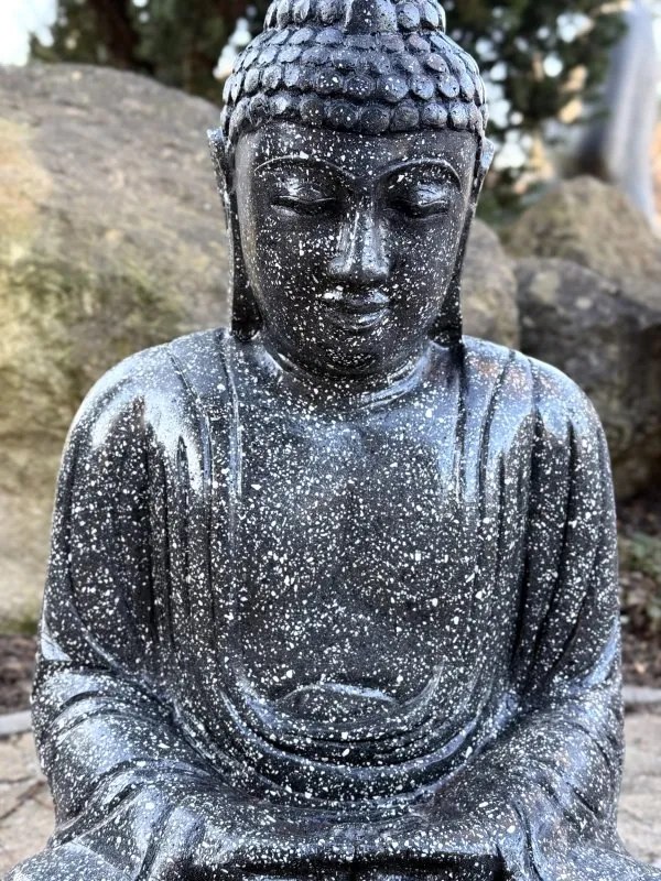Socha Buddha z terrazza (teraco) 60 cm – ruční výroba Jáva
