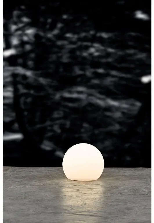 Villa Collection LED světlo se solarním panelem Maane 20x20 White
