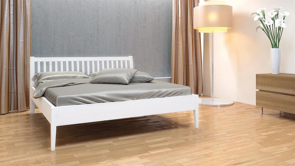 Dřevěná postel DANIKA