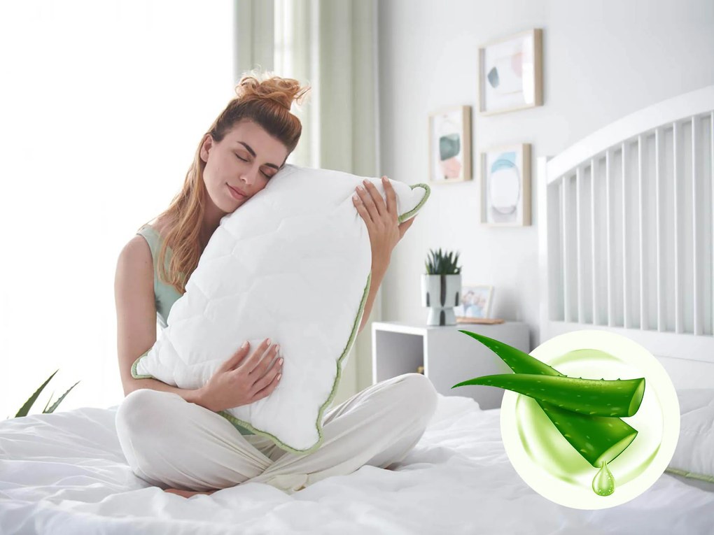 Dormeo Aloe Vera sada polštář a přikrývka 140x200 cm