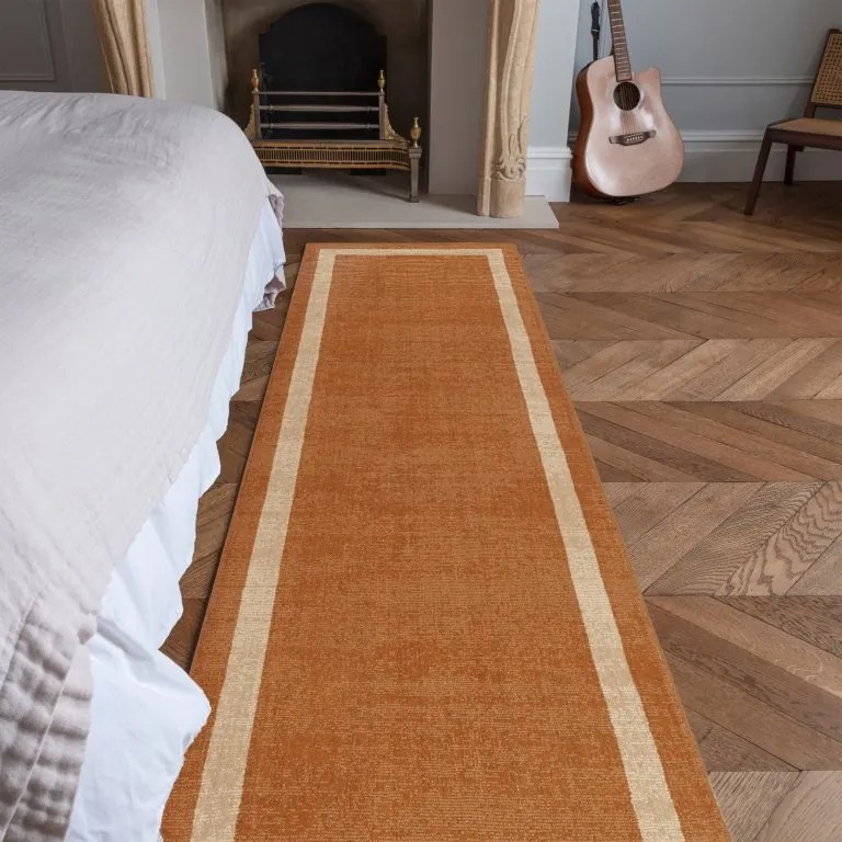 Tribeca Design Kusový koberec Buster Border Orange Rozměry: 200x300 cm