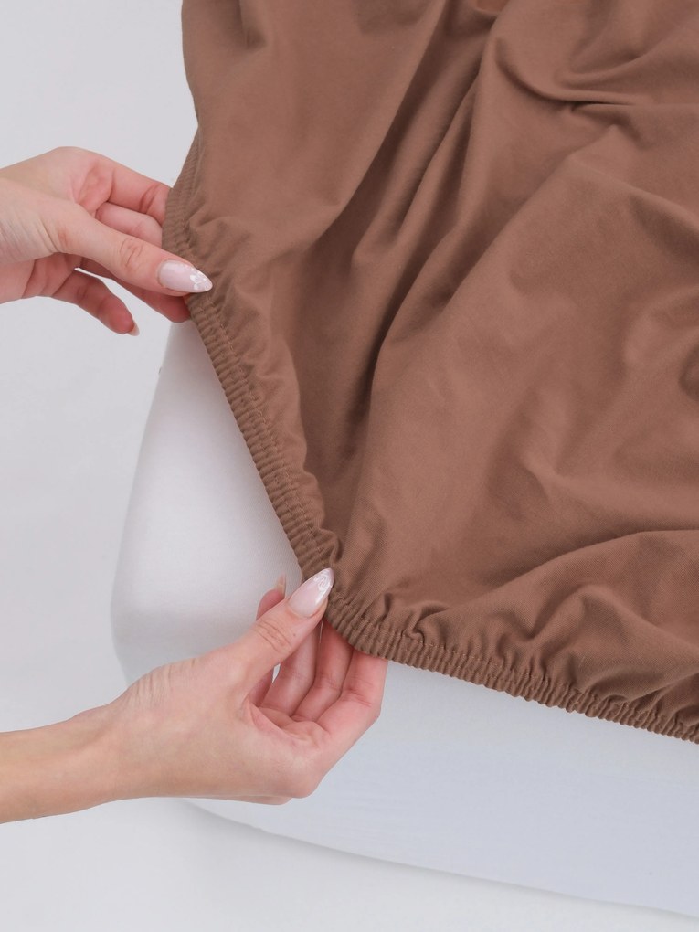 MK Lůžkoviny Jersey prostěradlo s elastanem Deluxe 180 × 200 cm – mocha mousse