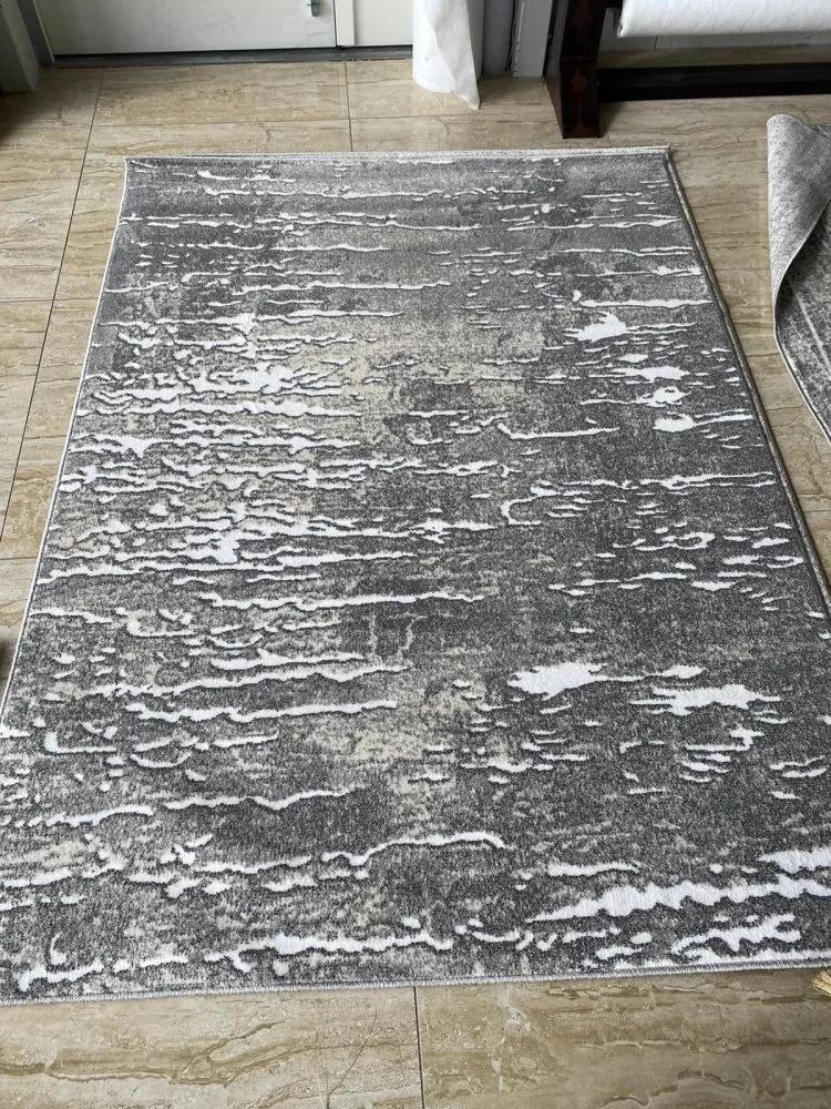Decentní koberec s minimalistickým vzorem Šířka: 160 cm | Délka: 220 cm