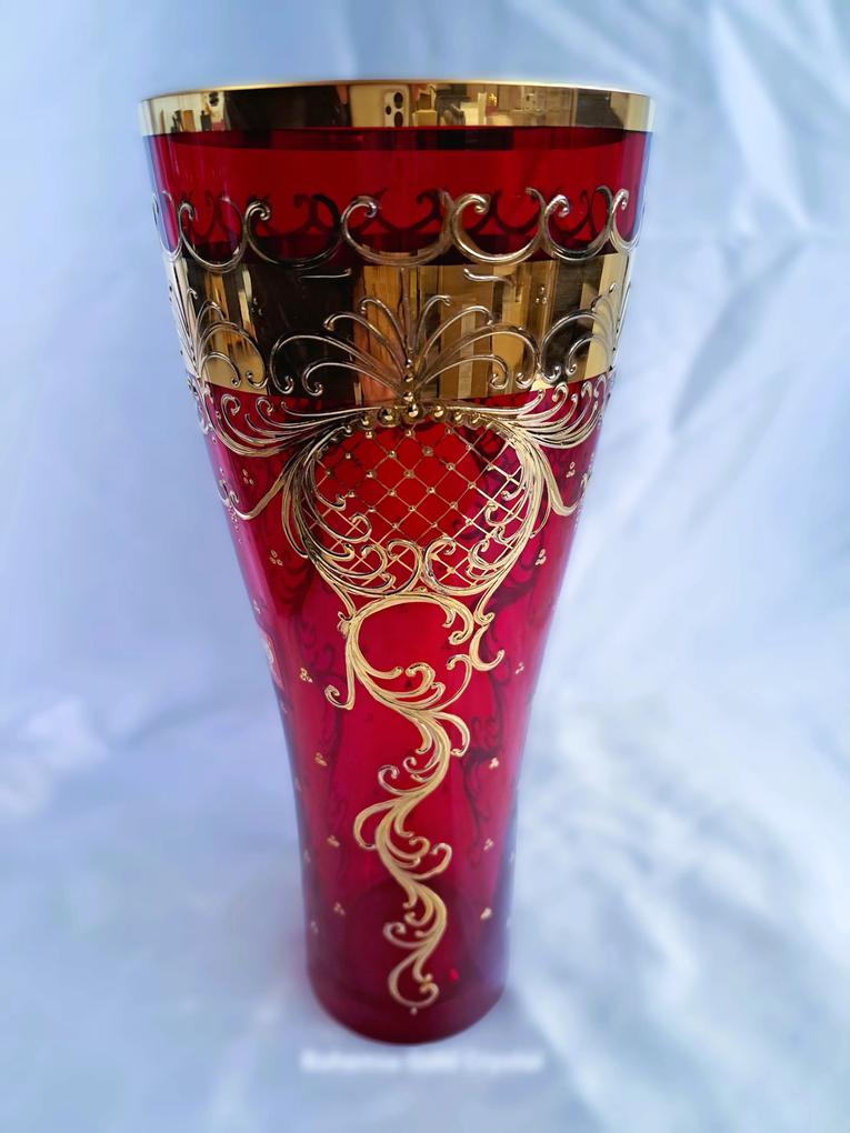 Červená kónická váza 26 cm, zdobená zlatem