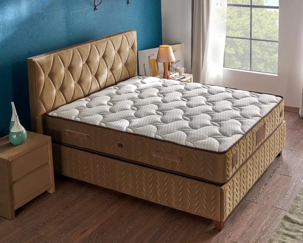 Čalouněná postel CASHMERE - zlatá 200 × 200 cm