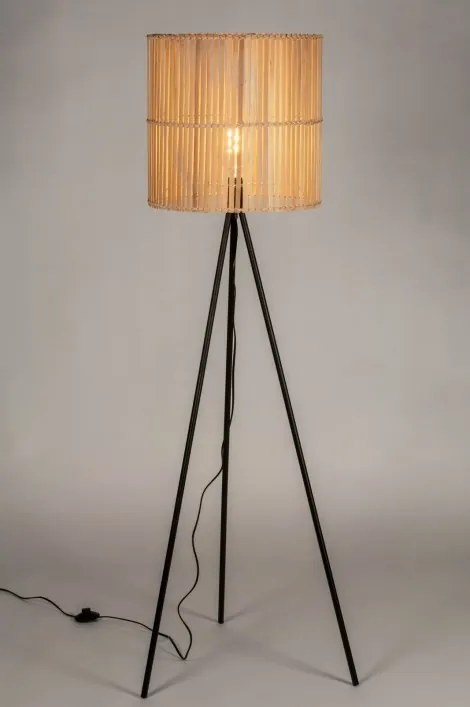 Stojací designová lampa Hoog